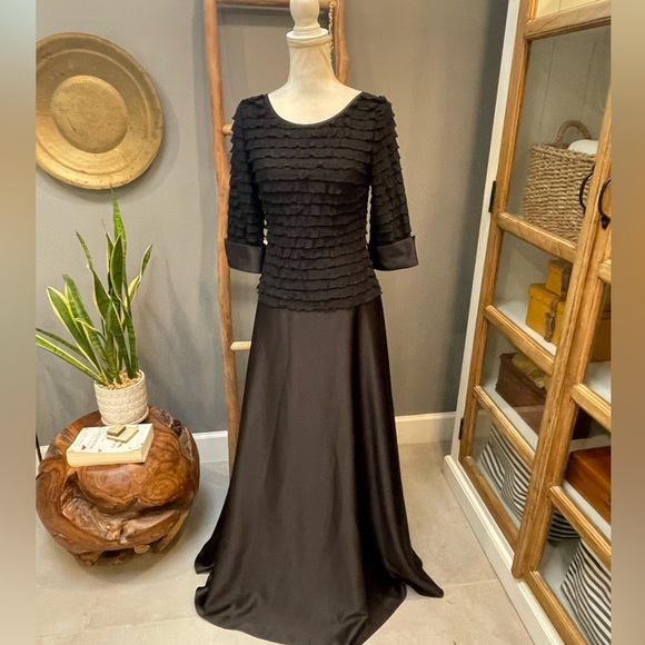 JS Collections | Dresses | Js Collection Stunning Black Evening Dress ...